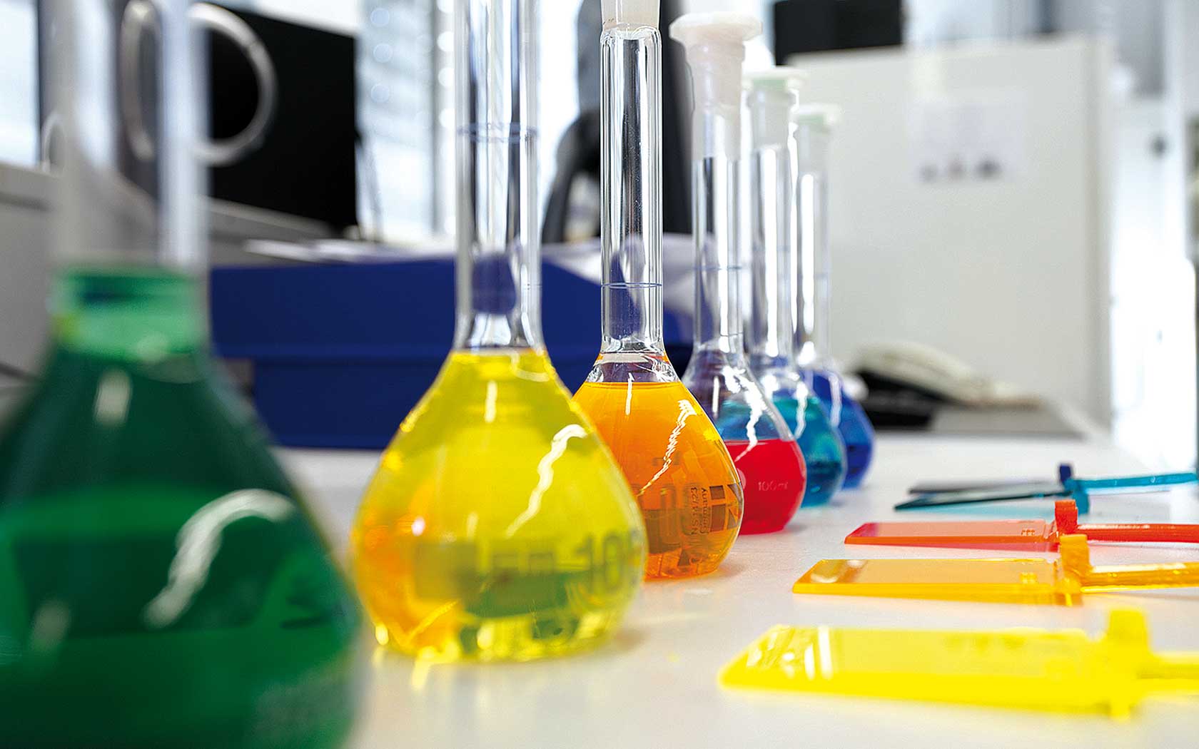 Expanding Consumer Electronics Sector Fuels Electronic Materials and ...